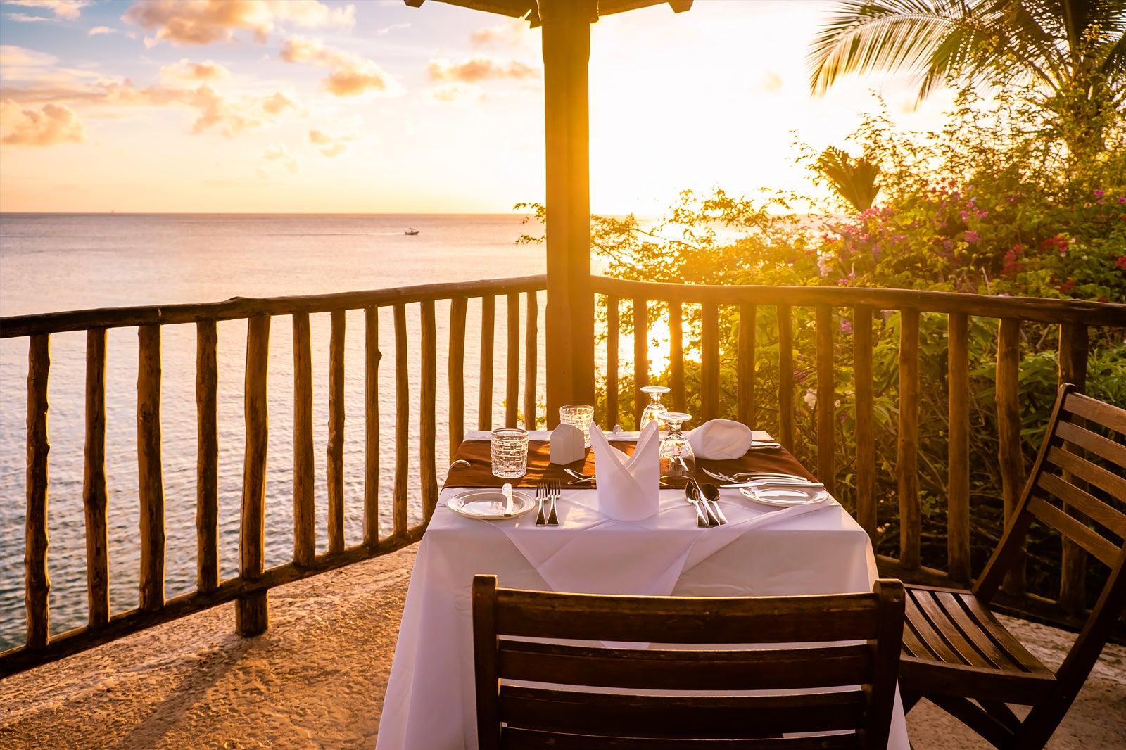Food and Dining in St. Lucia
