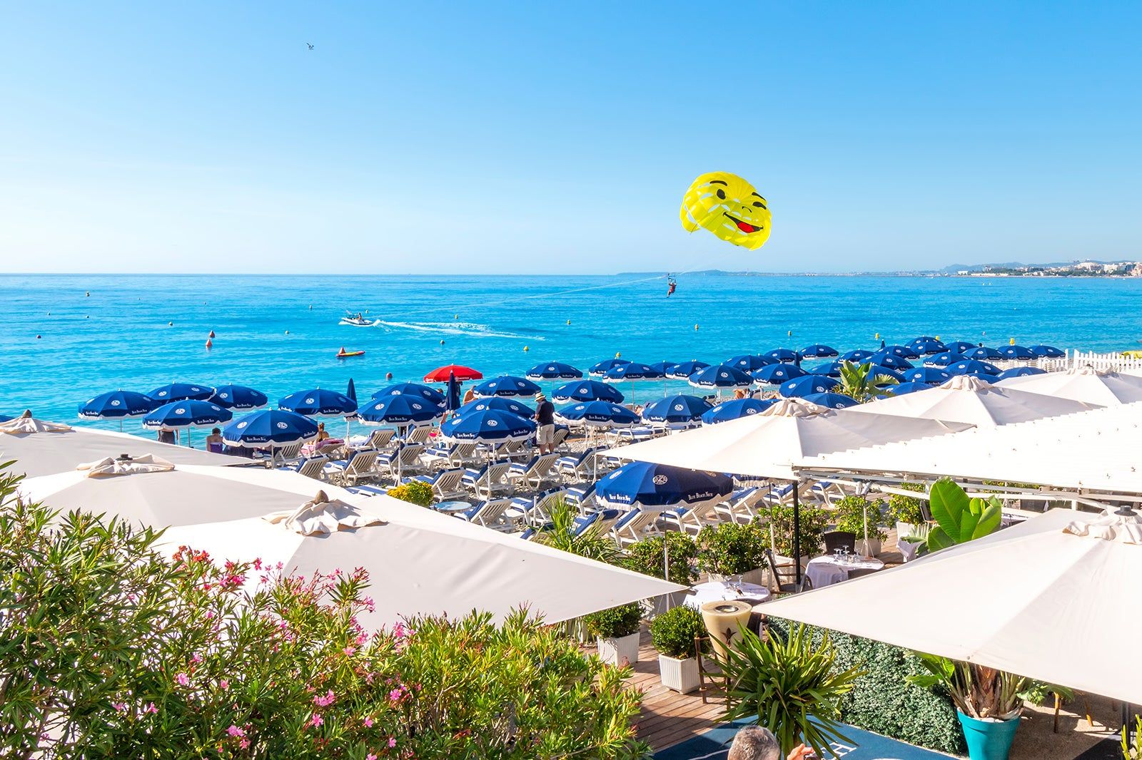 10 Best Beach Clubs and Bars in Nice