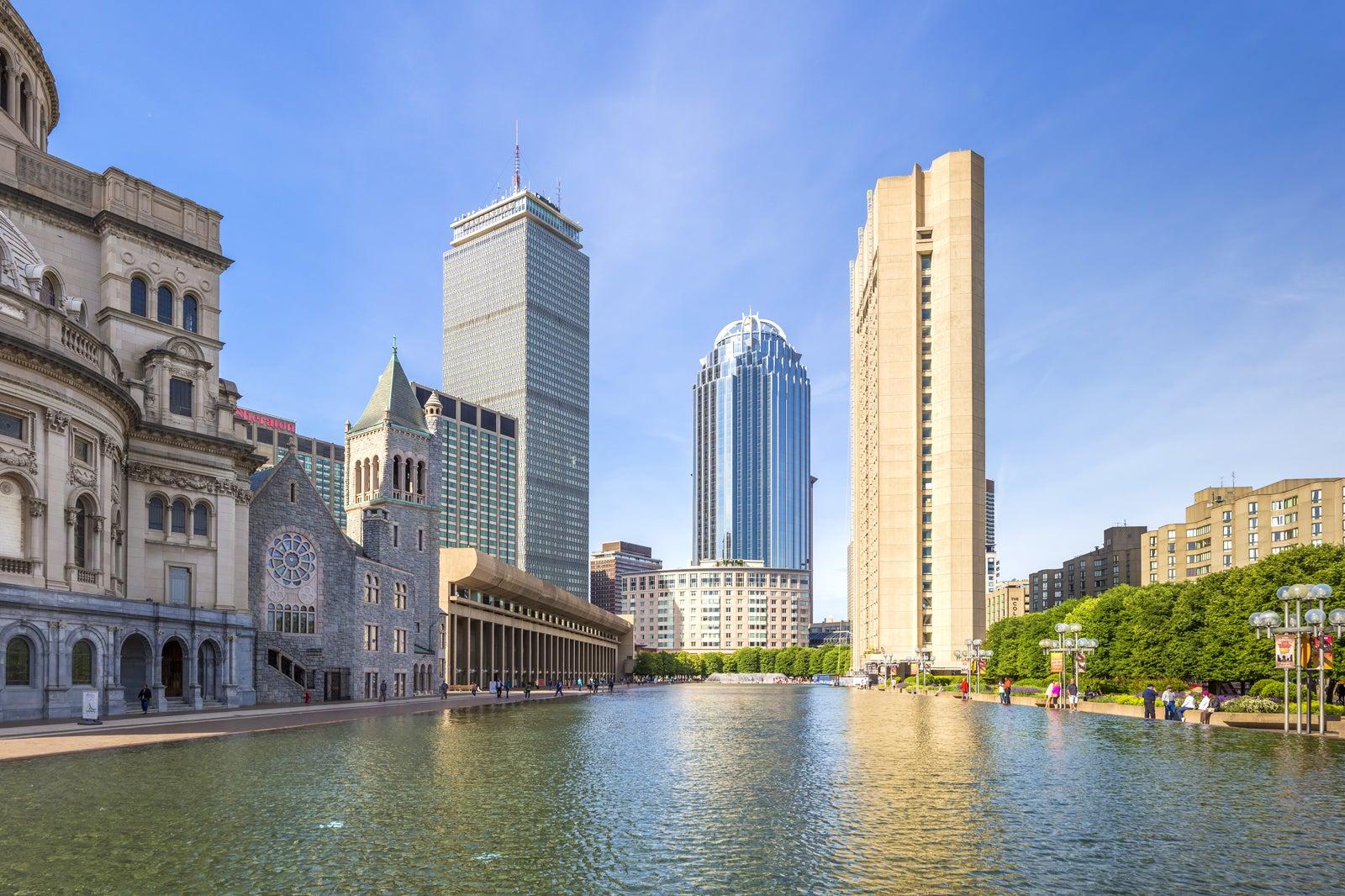 Best Shopping Malls in Boston