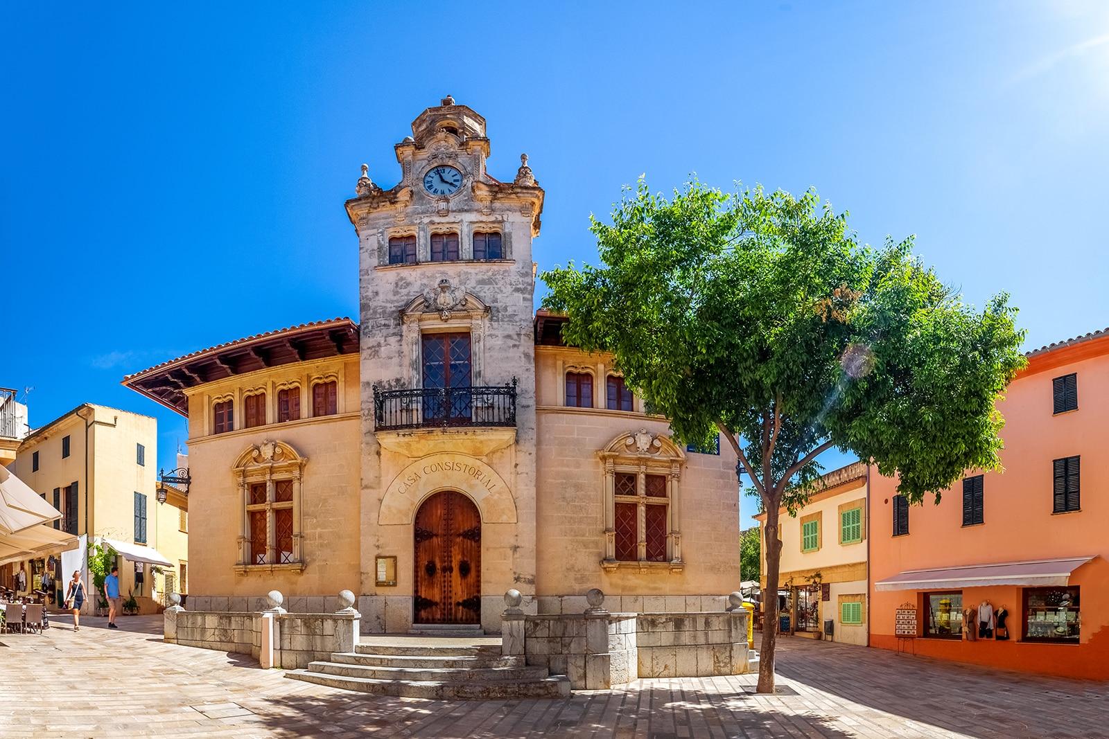 What to See and Do in Alcúdia