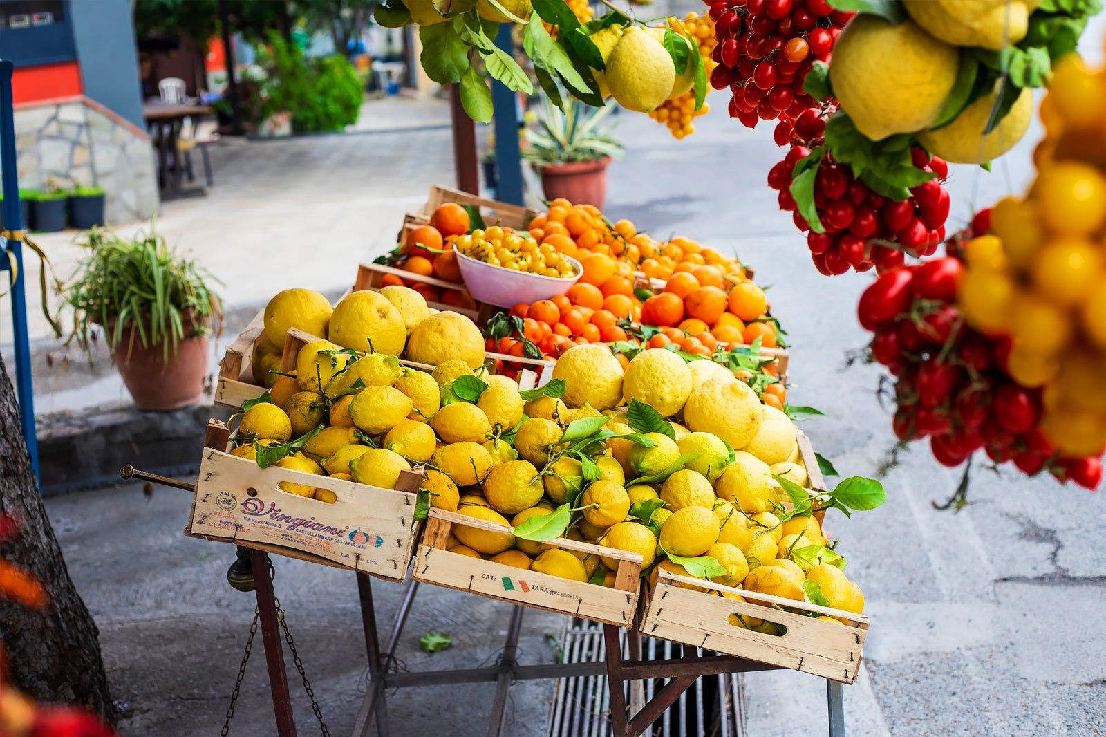 Best Markets on the Amalfi Coast 