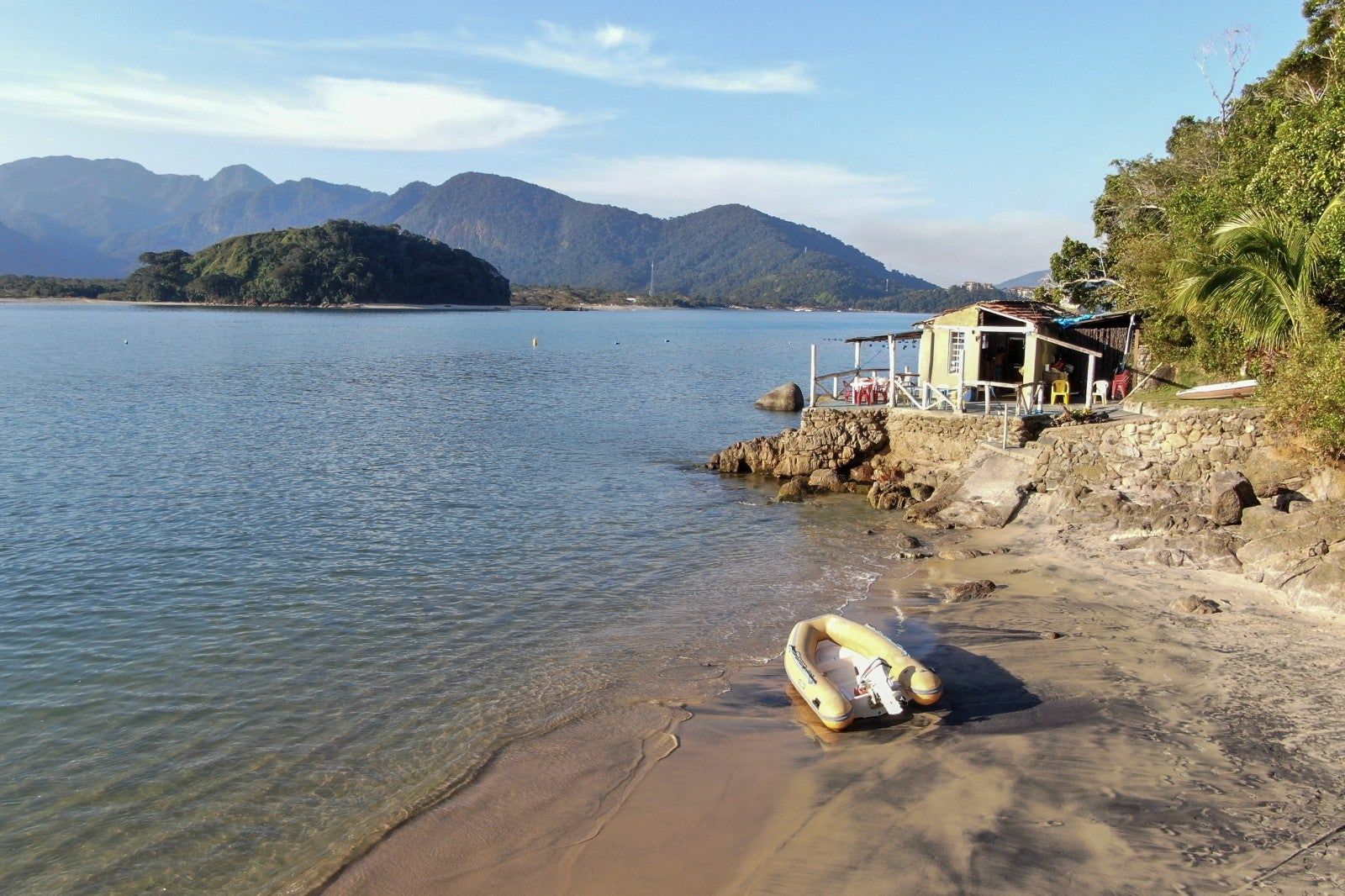 Melhores regiões para se hospedar em Caraguatatuba