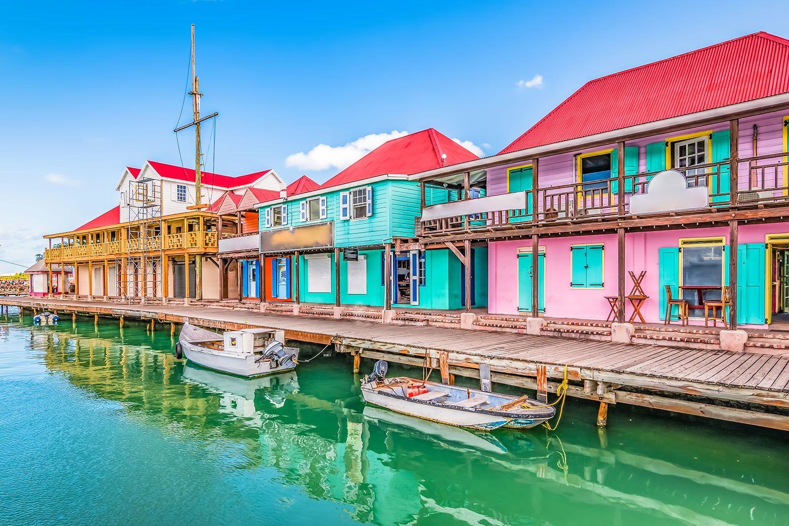 10 Best Places to Go Shopping in Antigua