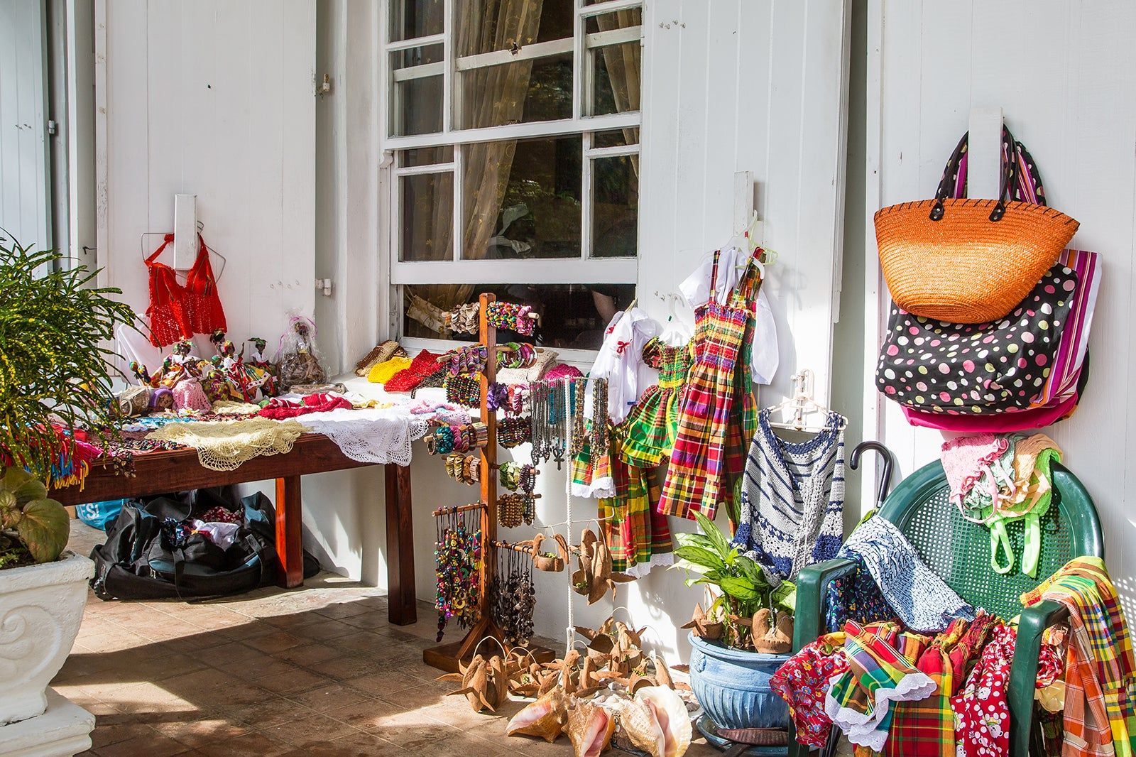 Best Places to Go Shopping in St Lucia