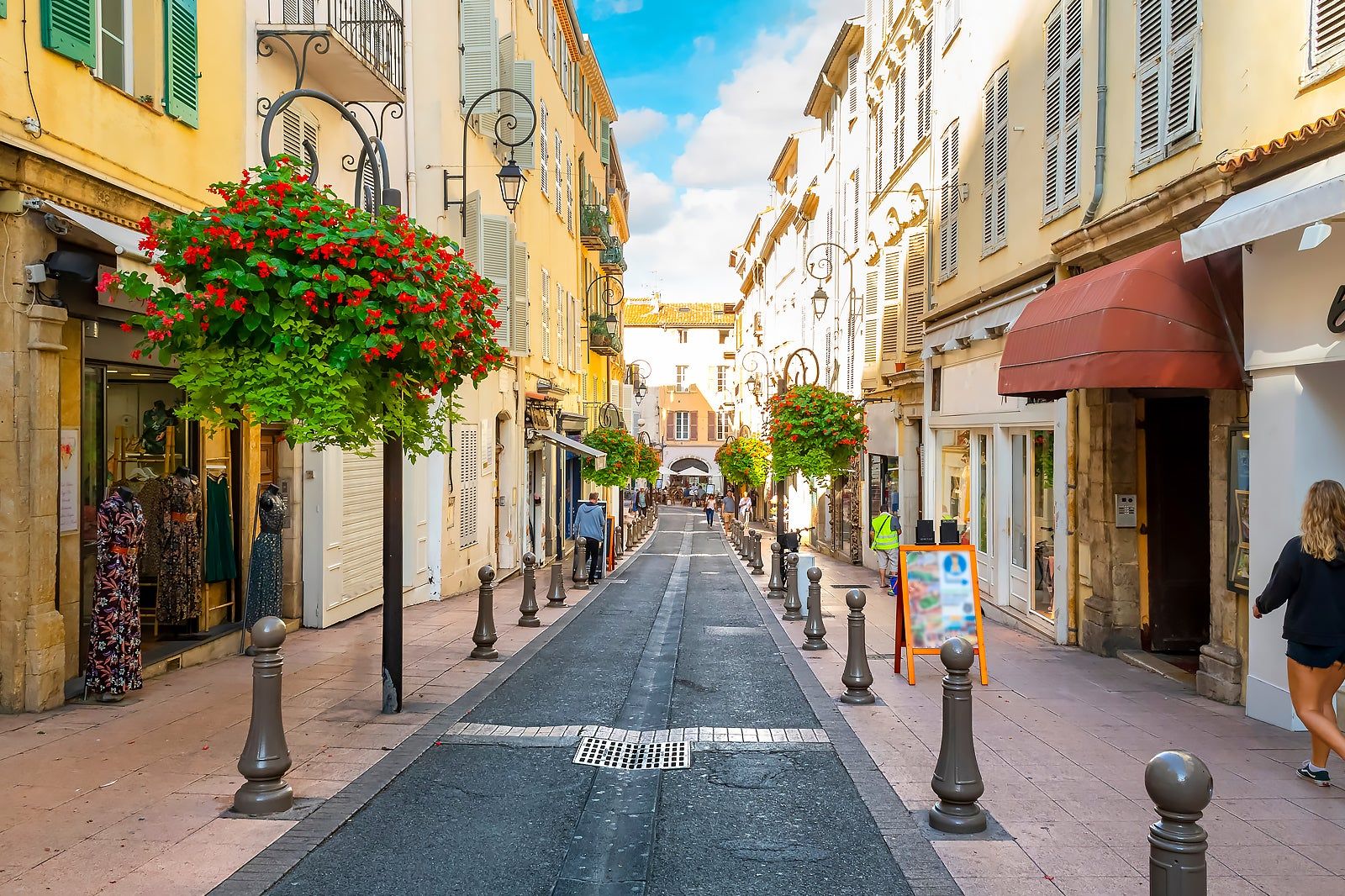 Best Places to Go Shopping in Antibes