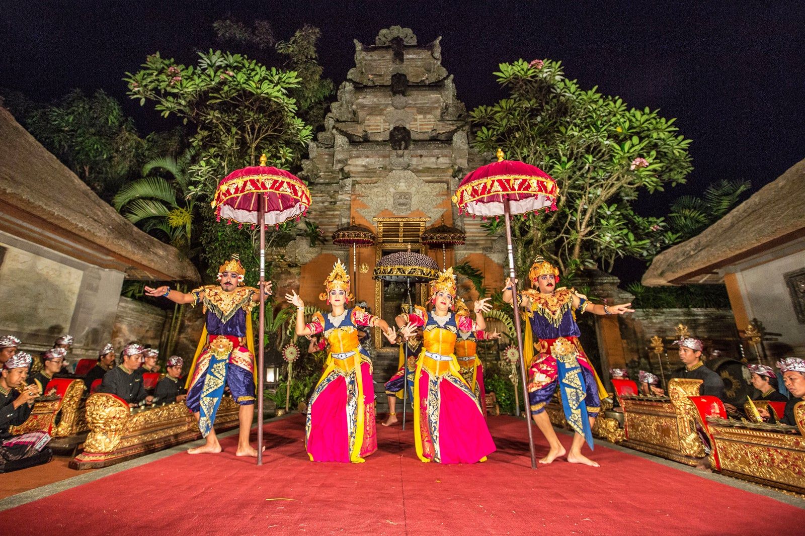 Best Traditional Dance Shows in Bali