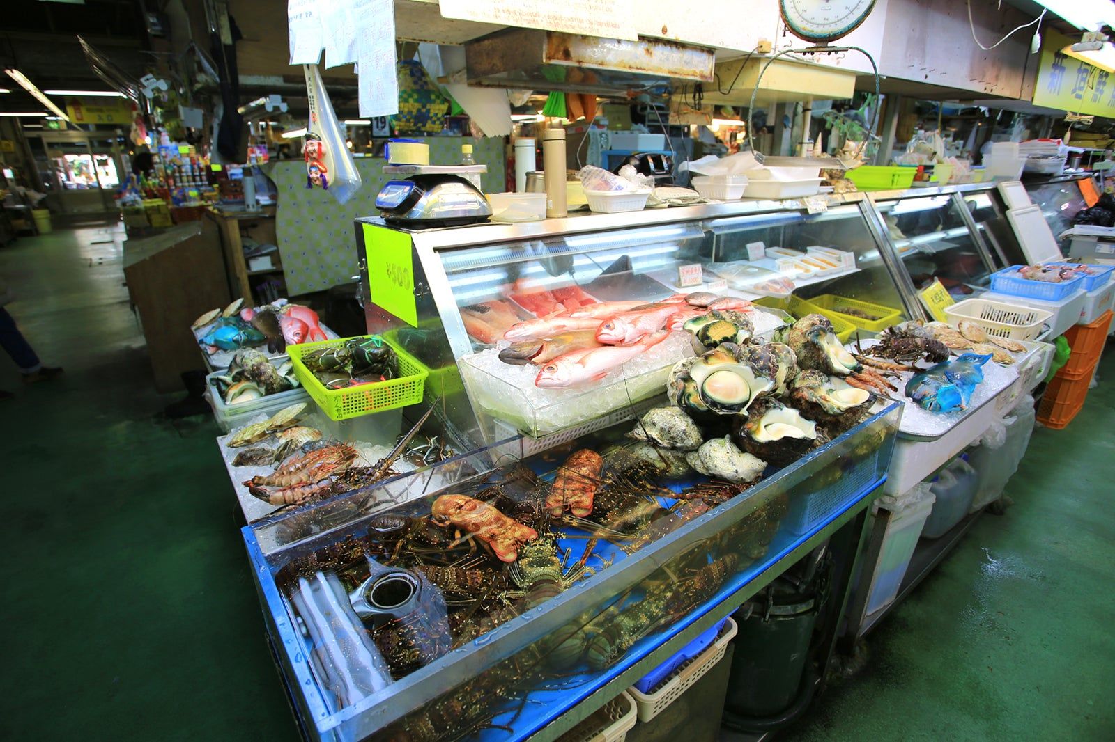 10 Best Markets in Okinawa