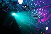 fotografia de <a href="https://pixabay.com/photos/dj-disco-lighting-party-937224/" target="_blank" rel="noreferrer">Counselling</a> (<a href="https://creativecommons.org/share-your-work/public-domain/cc0/" target="_blank" rel="noreferrer">CC0</a>)  modificado