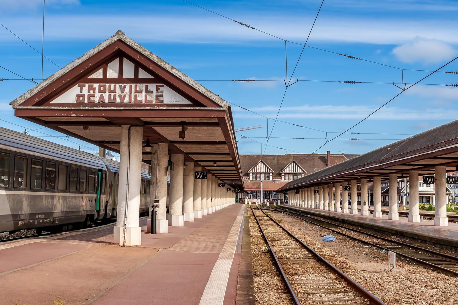 Deauville Travel Essentials