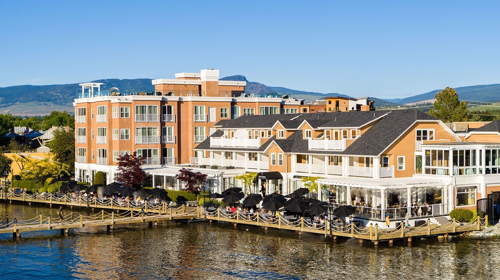 10 Best Hotels for an Amazing Road Trip in Canada - Where to Stay to ...