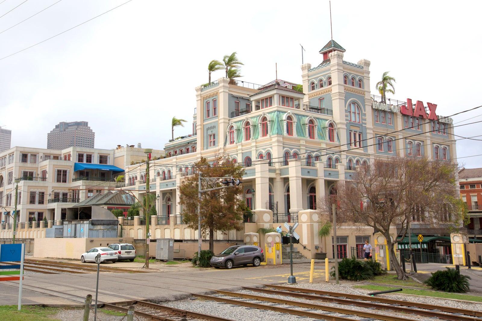 The Shops at Jax Brewery