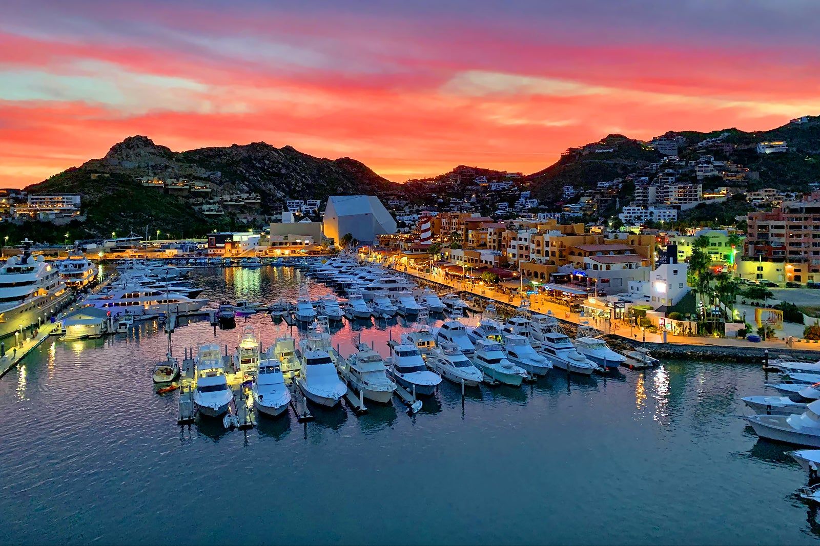 Best Things to Do After Dinner in Cabo San Lucas