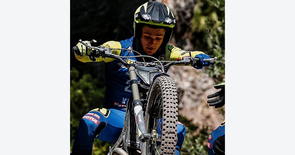 Alex Canales Airoh Helmets Riders