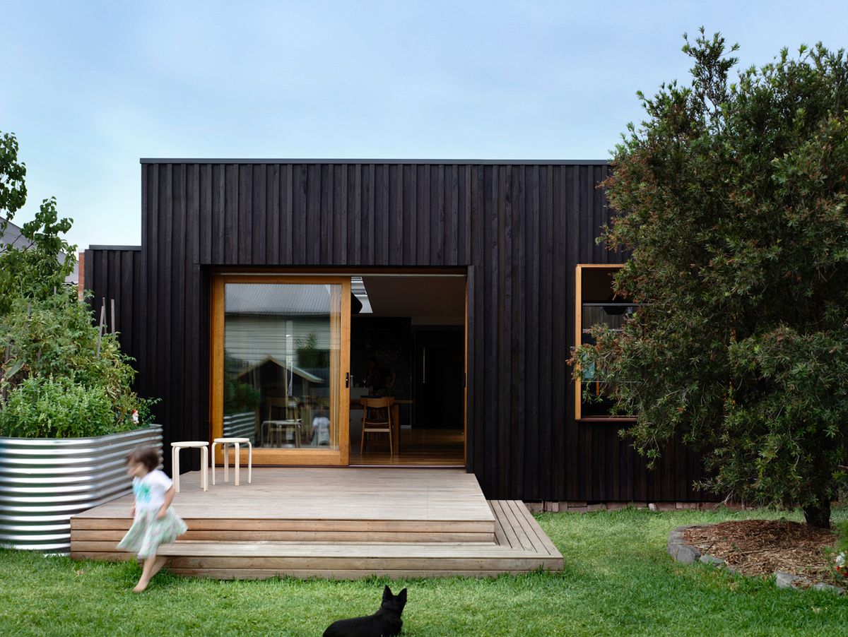 Rob Kennon Architects – Batten & Board House