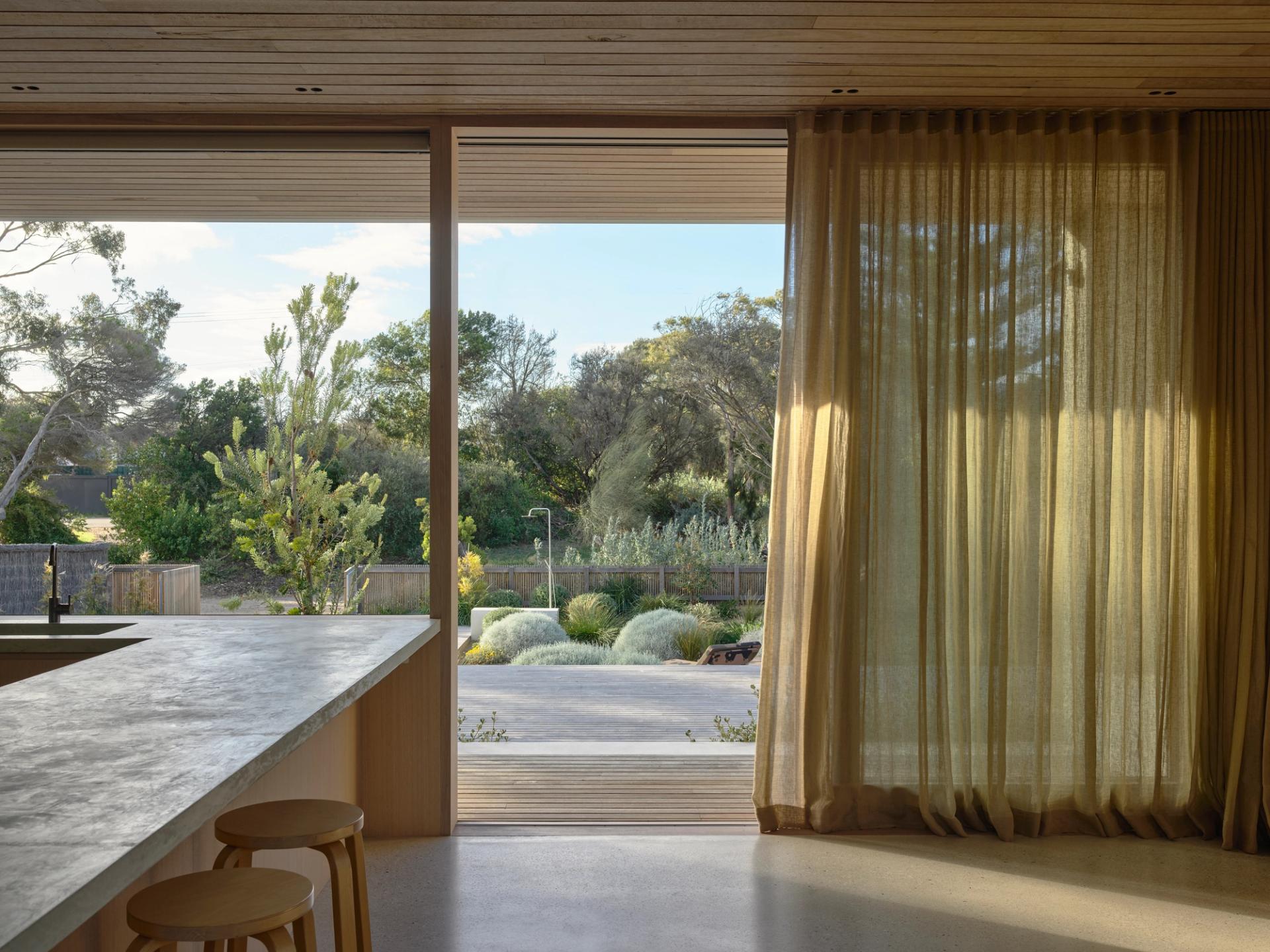 Rob Kennon Architects – Coastal House