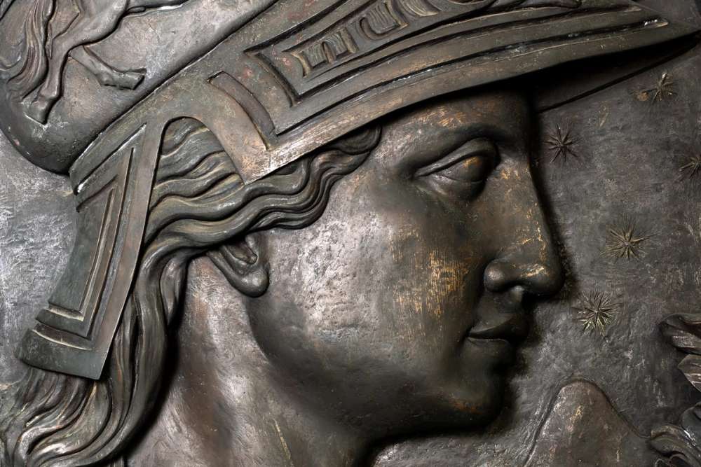 Minerva, o símbolo da UFRJ há 100 anos | Centro de Ciências da Saúde da ...