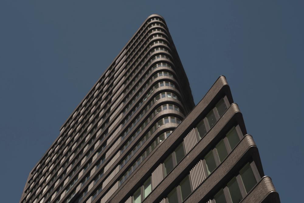 PIN–UP | ARCHITECTURE INC: AN INTERVIEW WITH ADAM ROLSTON