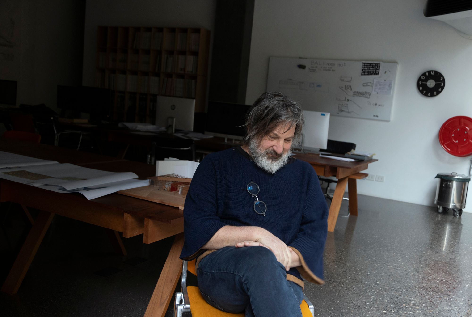 PIN–UP | SMILJAN RADIĆ’S FRAGILE VISION OF ARCHITECTURE