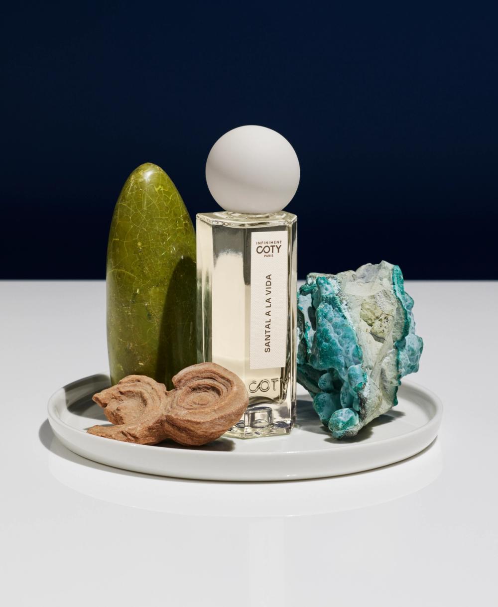 PIN–UP | INFINIMENT COTY PARIS: A STORY OF TIME AND SPACE