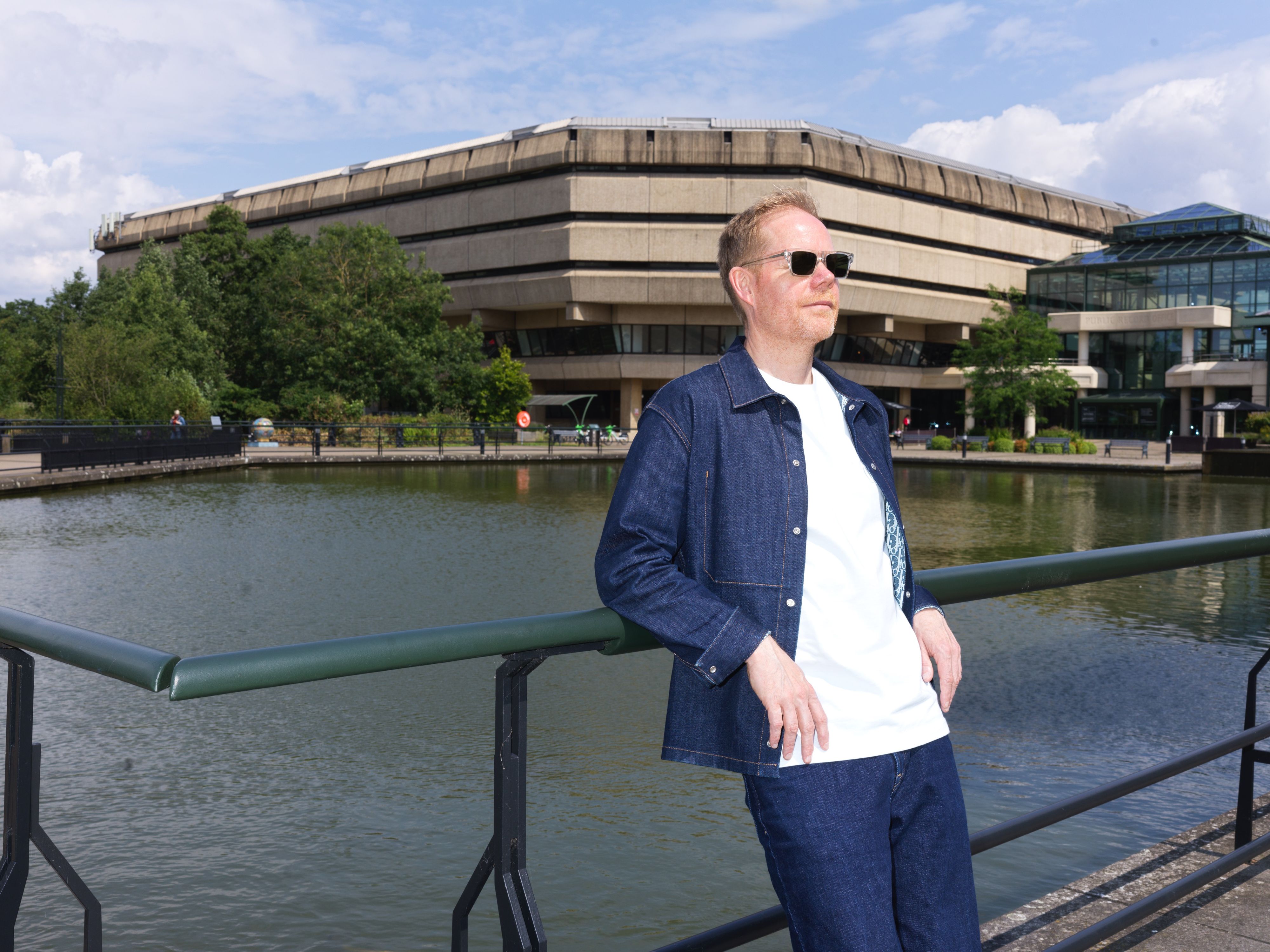 PIN–UP | MAX RICHTER ON LIGHTNESS, STRUCTURE, AND HARMONY AS MEDICINE