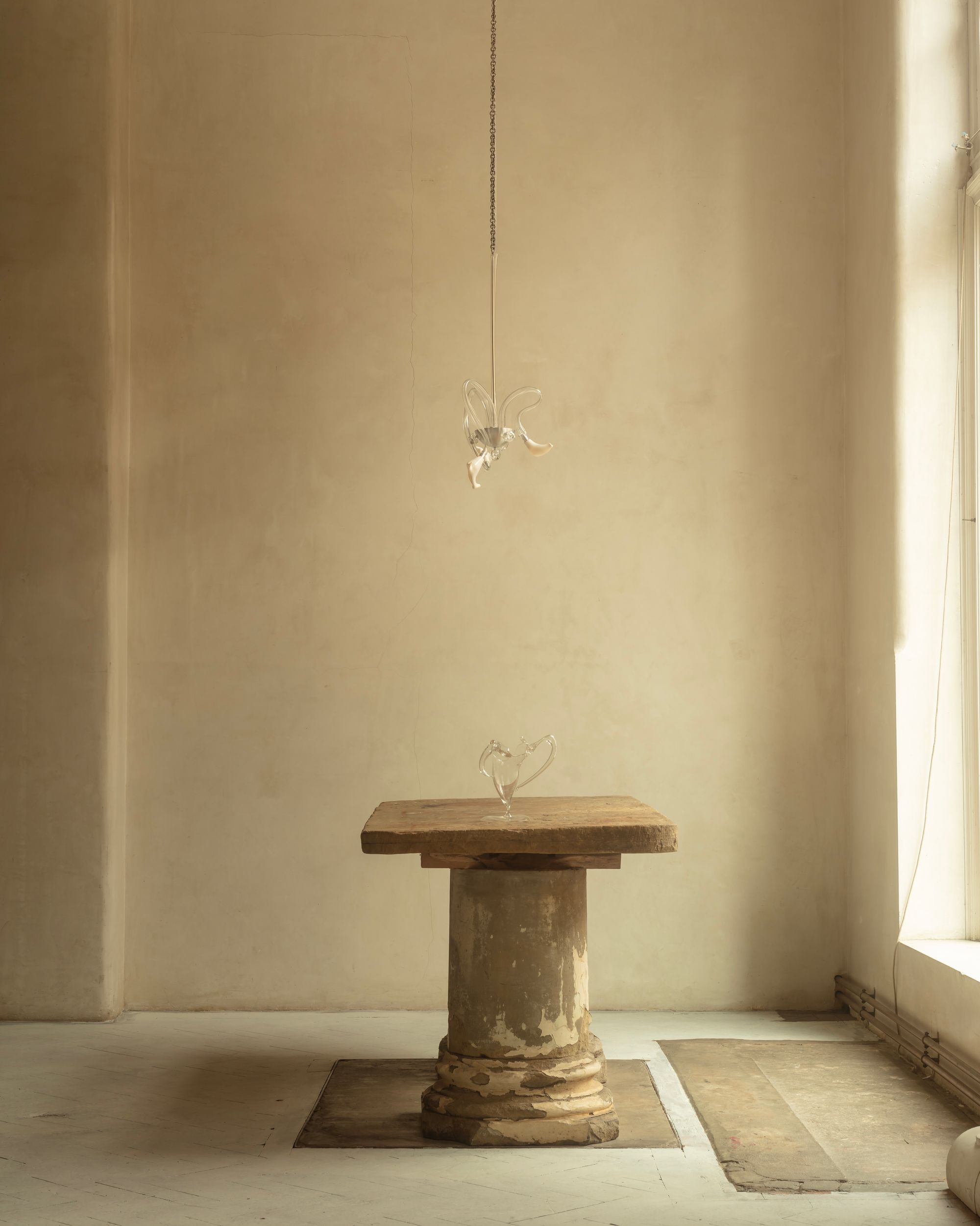 PIN–UP | ARTIST MIRANDA KEYES IS CHASING THE VANISHING POINT