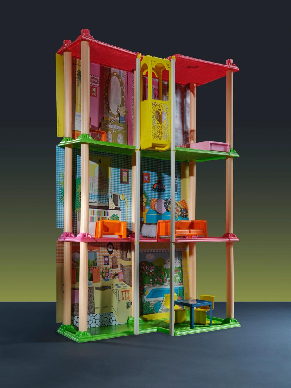 PIN–UP | BARBIE DREAMHOUSE