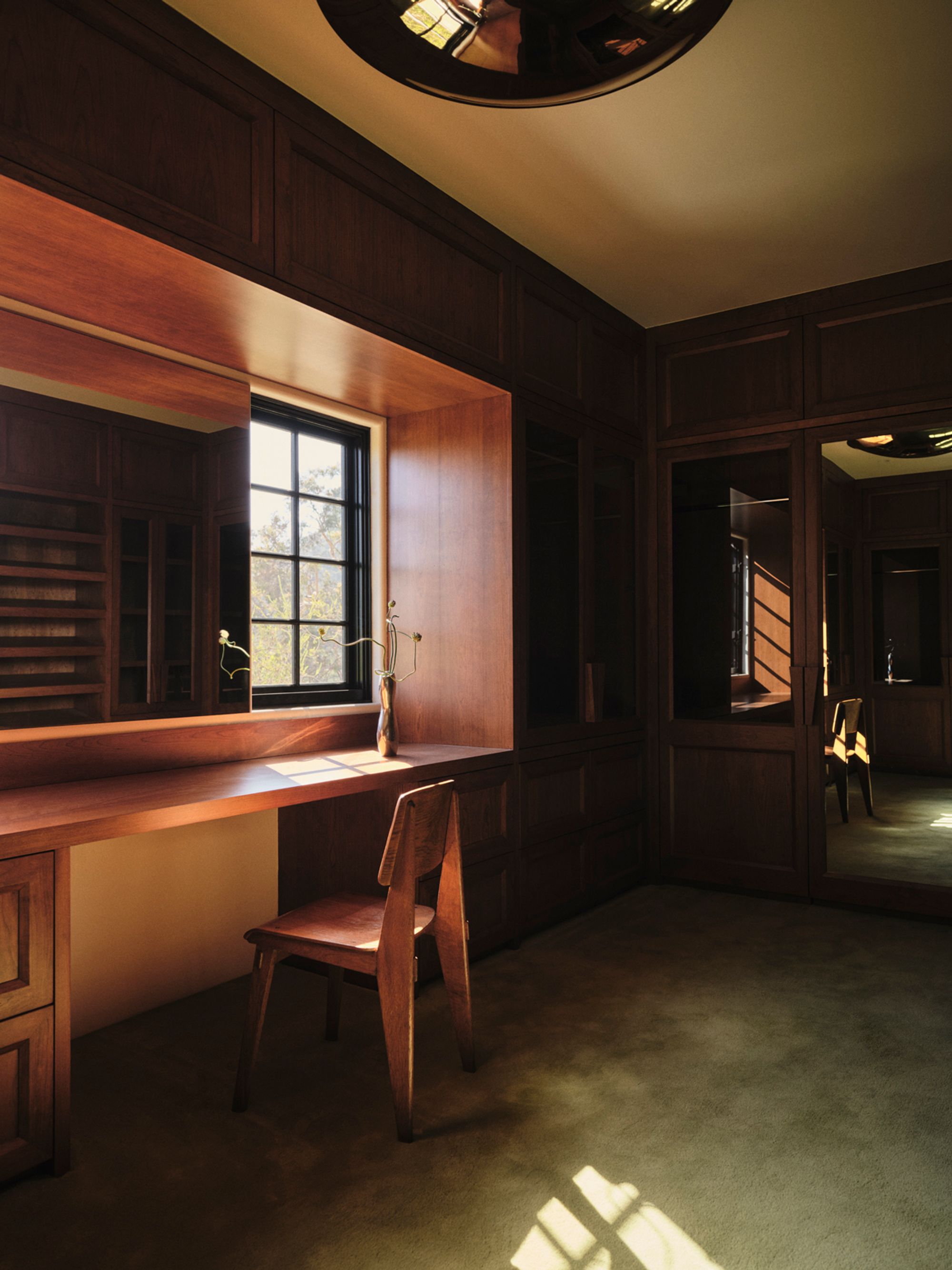 PIN–UP | 22RE BUILDS ON THE FANTASY OF LOS ANGELES