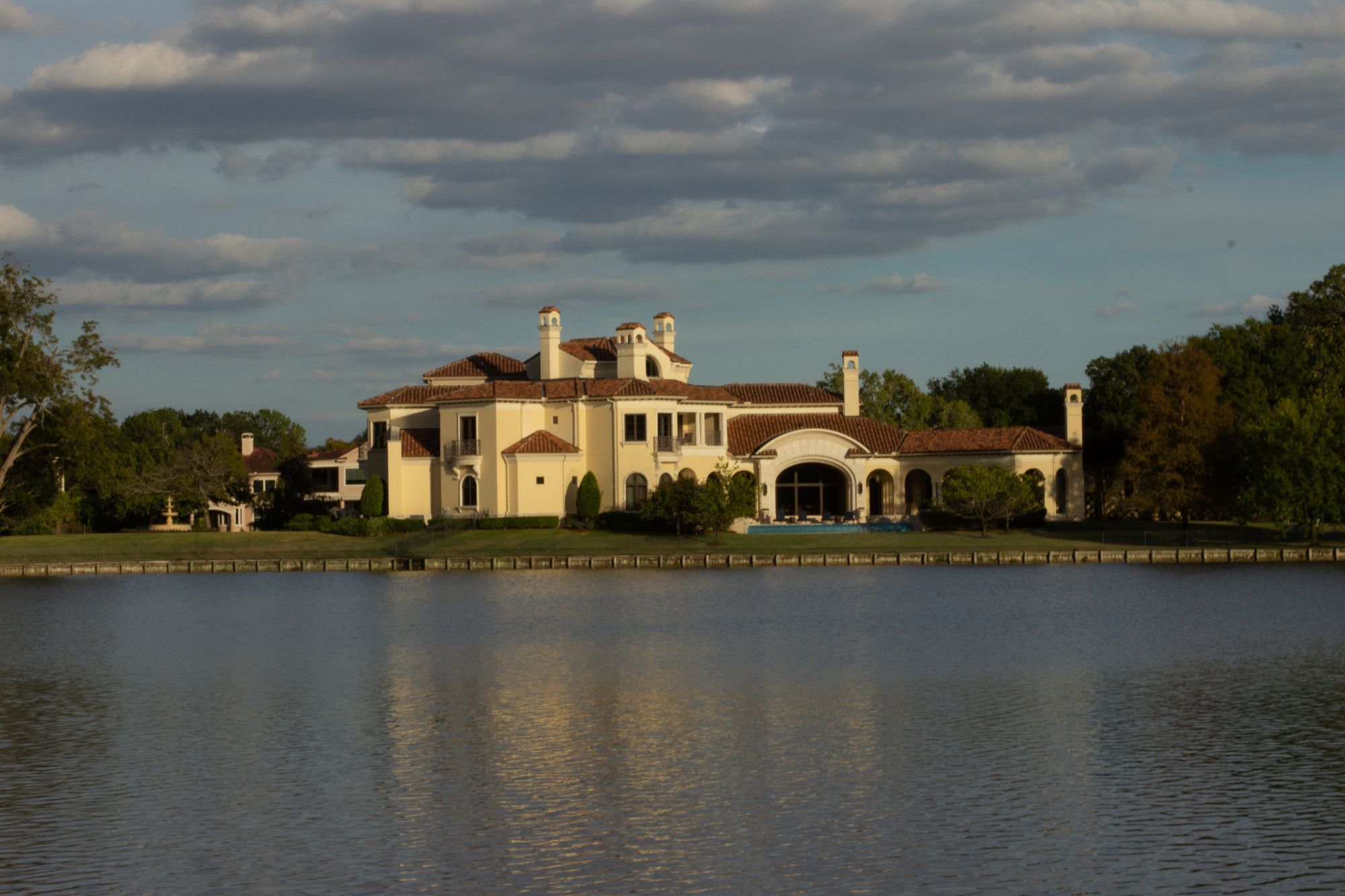 PIN–UP | ARE BUSH-ERA STARTER CASTLES BOUND FOR A COMEBACK?