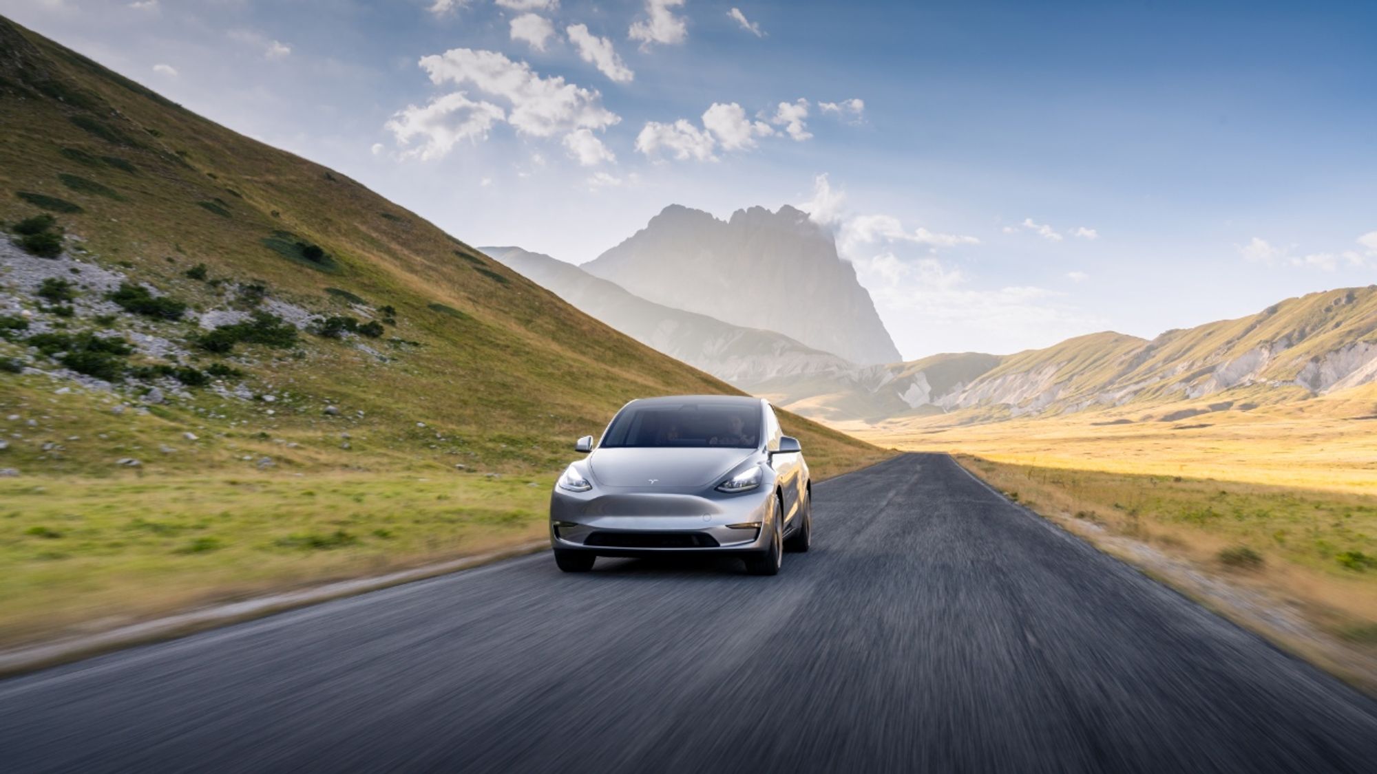 Tesla Offers New Incentives After Drastic Sales Decline | Zecar ...