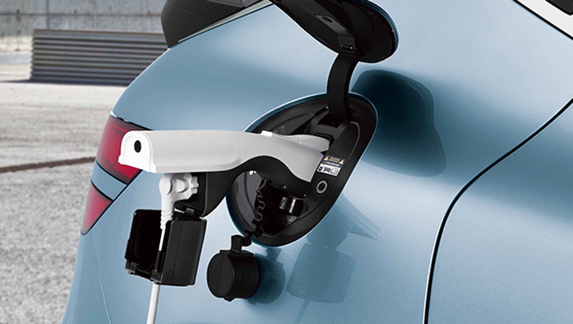 How to Power Your Home via an EV's V2L function: A Beginner's Guide ...