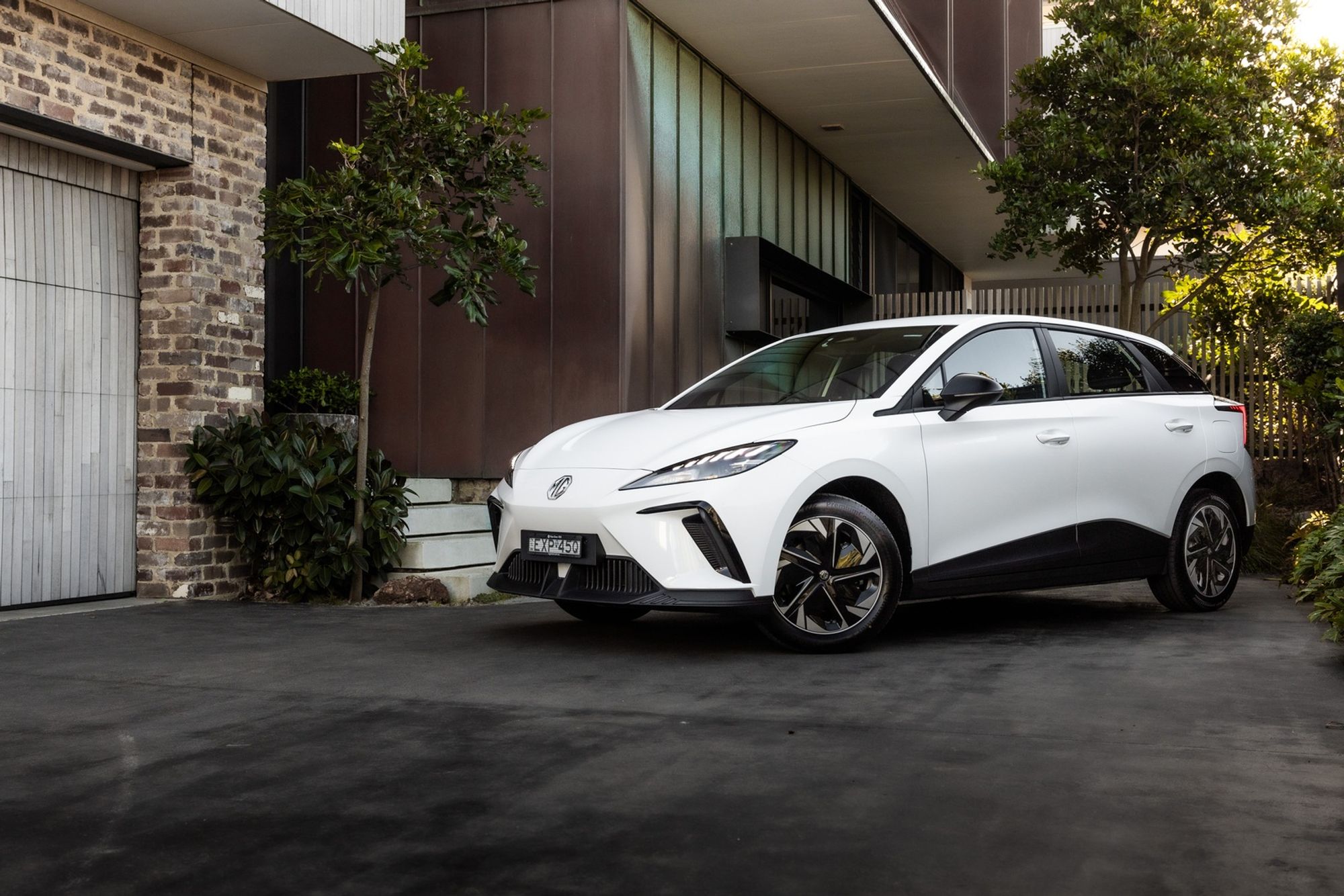 MG4 Now Under $40,000 Drive Away with Plate Clearance Pricing | Zecar ...