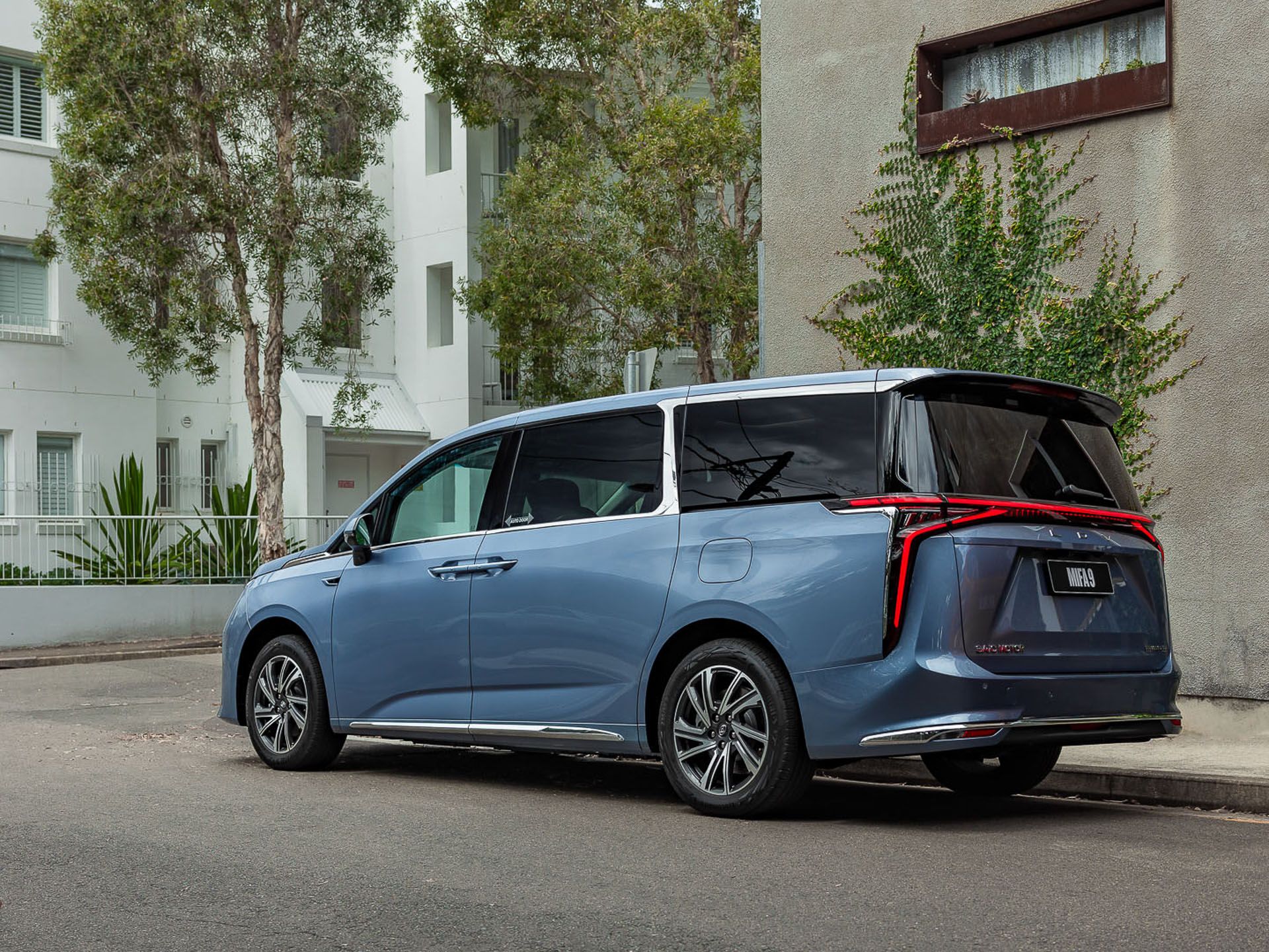 2023 LDV Mifa 9 price and specs: The electric Alphard luxury people ...