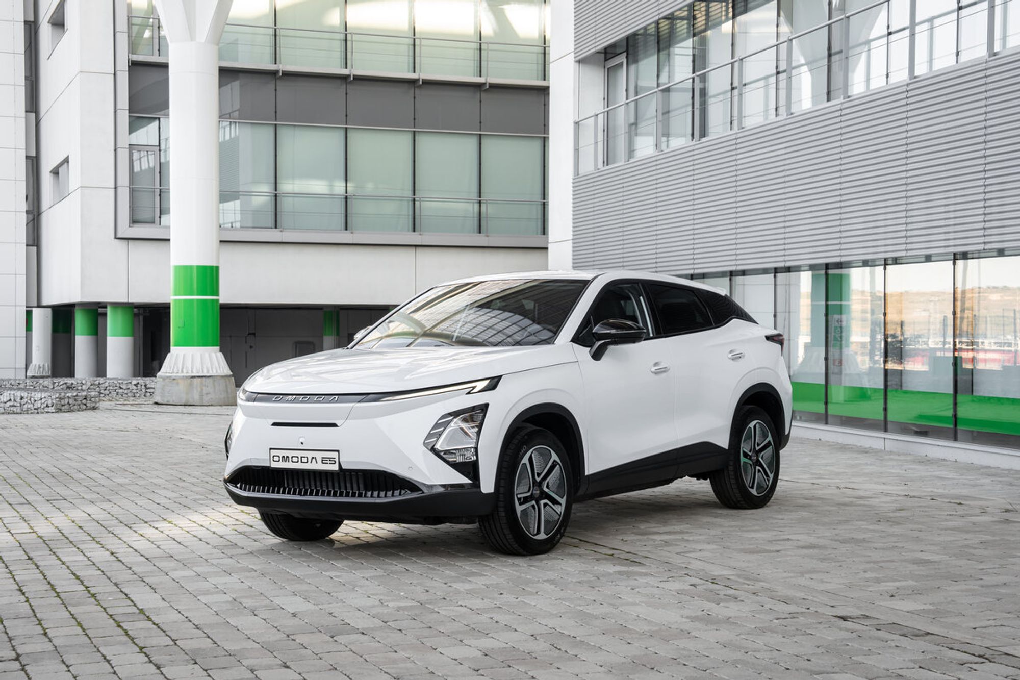 2024 Chery Omoda E5 Specs and Features Revealed | Zecar | Resources | Specs