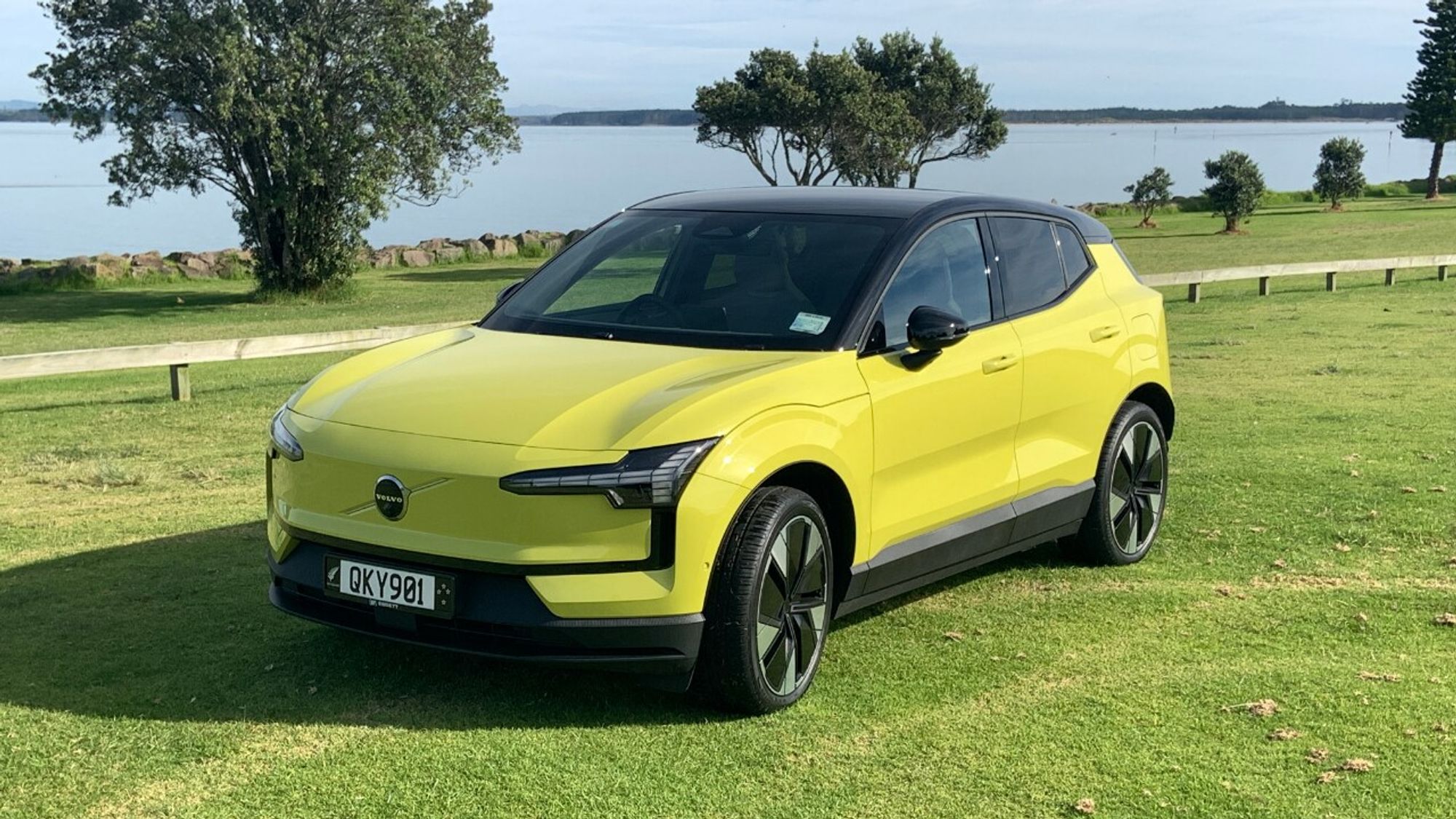 Volvo EX30 Review | Zecar | Reviews | Car Review