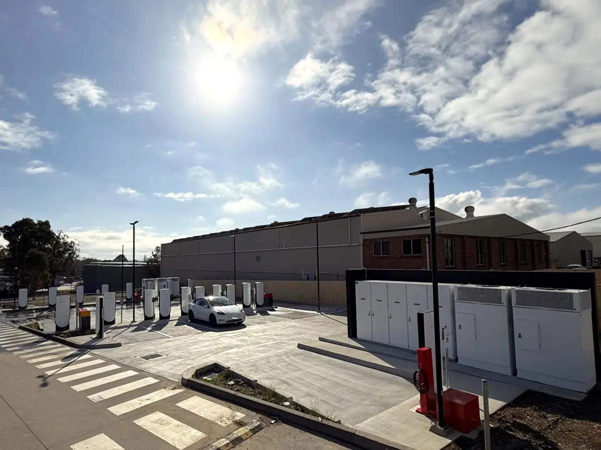 Tesla Hits 75,000 Superchargers Milestone Unit in Australia | Zecar ...