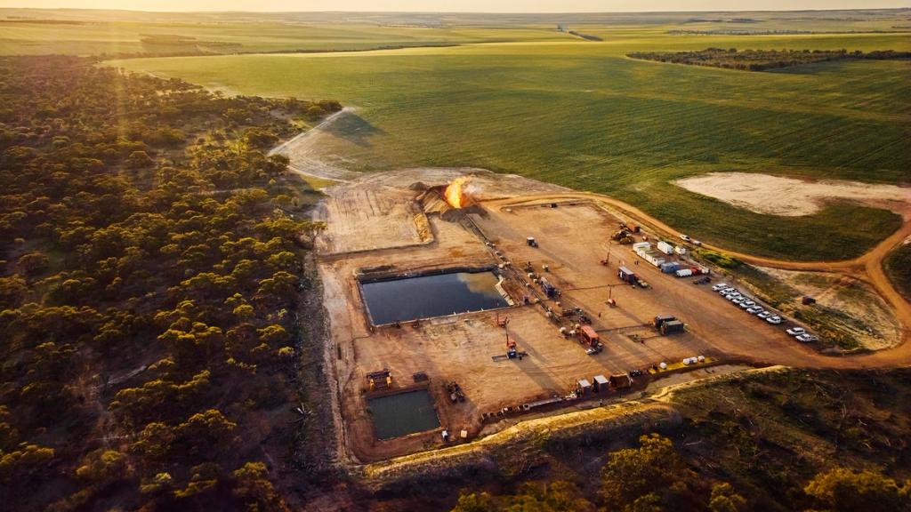 MinRes announces $1.1 billion gas deal with Hancock | Energy | Mineral ...