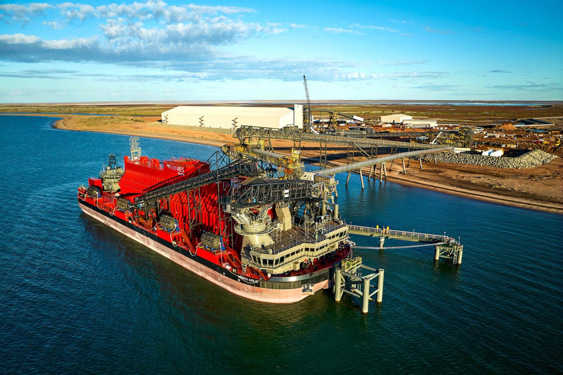 Media image library: Transhipper images | Mineral Resources