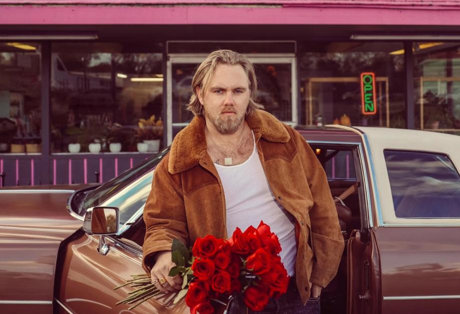 Ernest Releases 13 Songs on New Deluxe Album, ‘Flower Shops: Two Dozen ...