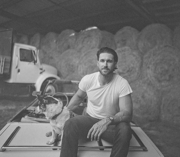 Interview: Riley Green Discusses the Story Behind ‘Jesus Saves’, ‘Way ...