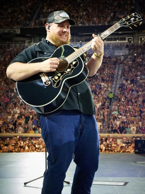 Luke Combs’ Parc Jean-Drapeau Shows in Montreal, Québec: Everything You ...
