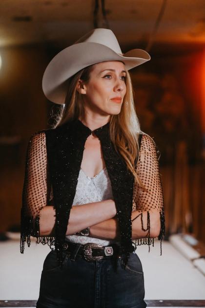 Brennen Leigh - 'Carole With an E' Video Premiere | Playlist