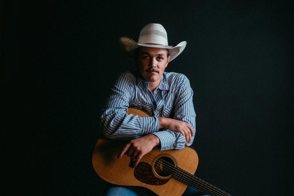 Zach Top and Billy Strings Release Three New Collaborations | Holler