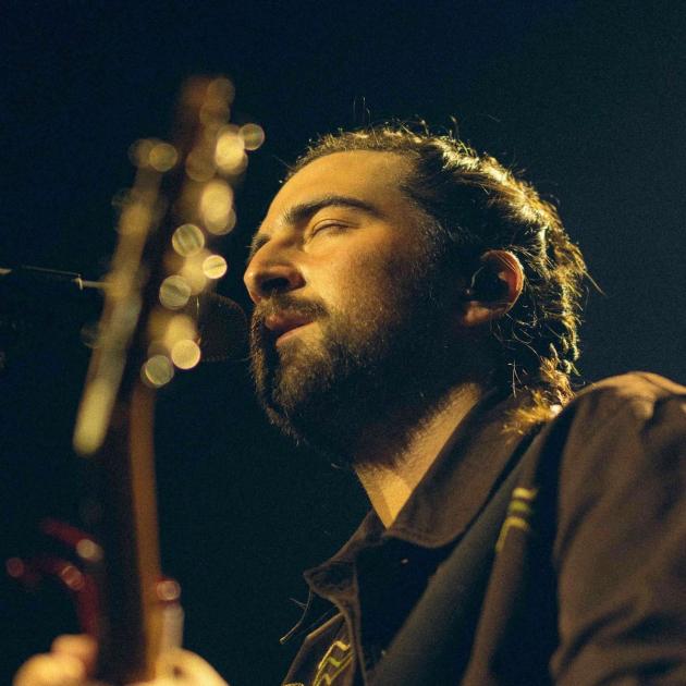 “It Might Be Hard to Hold On”: Noah Kahan Teases “Lots” More Music On the Way in Cryptic Message ...