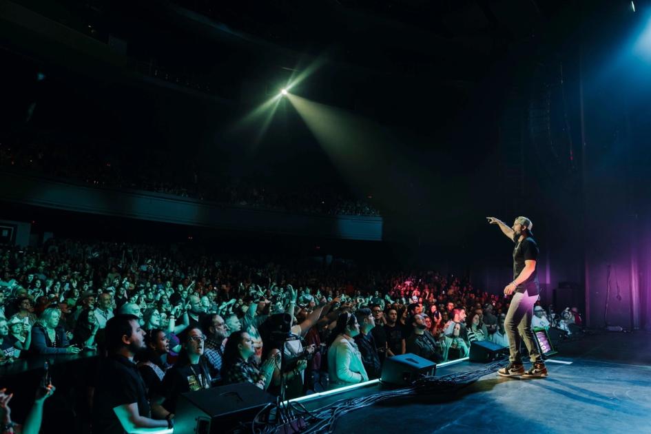 Walker Hayes 2023 Concert Tour Setlist | Holler