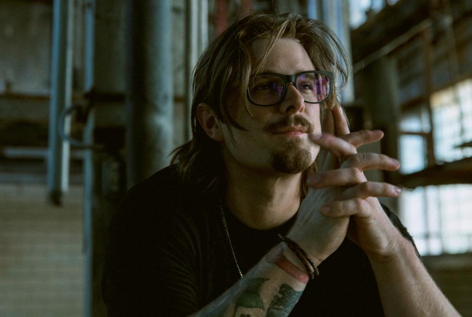 HARDY Songs - A List of 15 of the Best | Holler