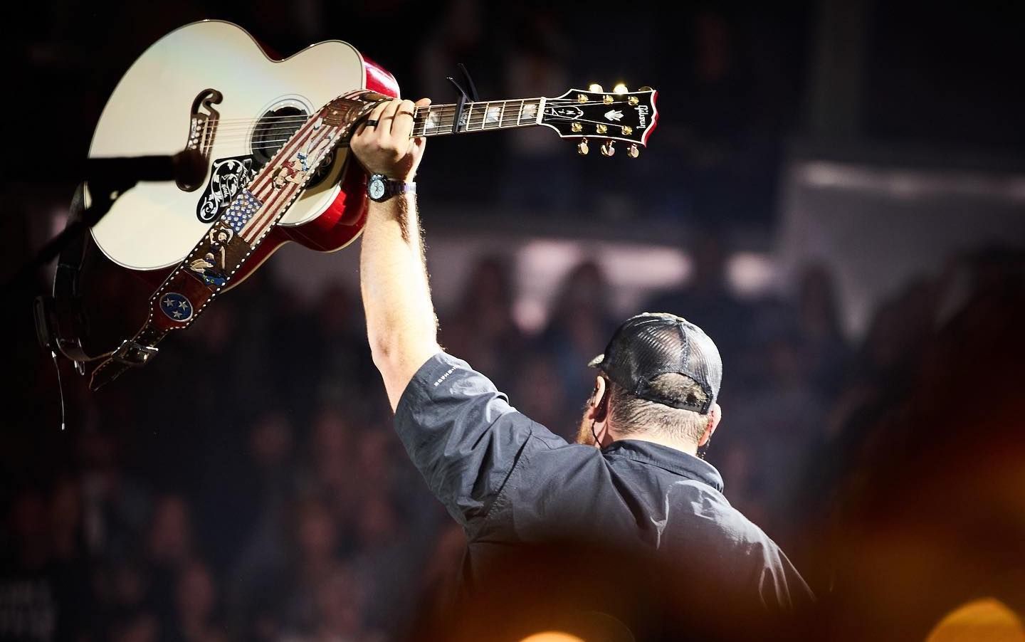 Luke Combs Secures 16th No. 1 with His History-Making Version of 'Fast ...