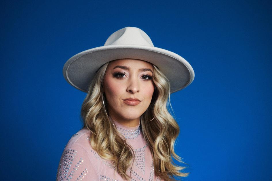 Ashley Ryan - 'Yours' Premiere | Holler