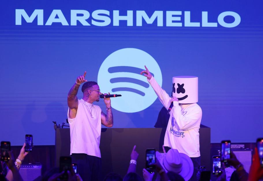 Marshmello Brings Out Kane Brown, Ashley Cooke, Hudson Westbrook and Dasha During Star-Studded ...