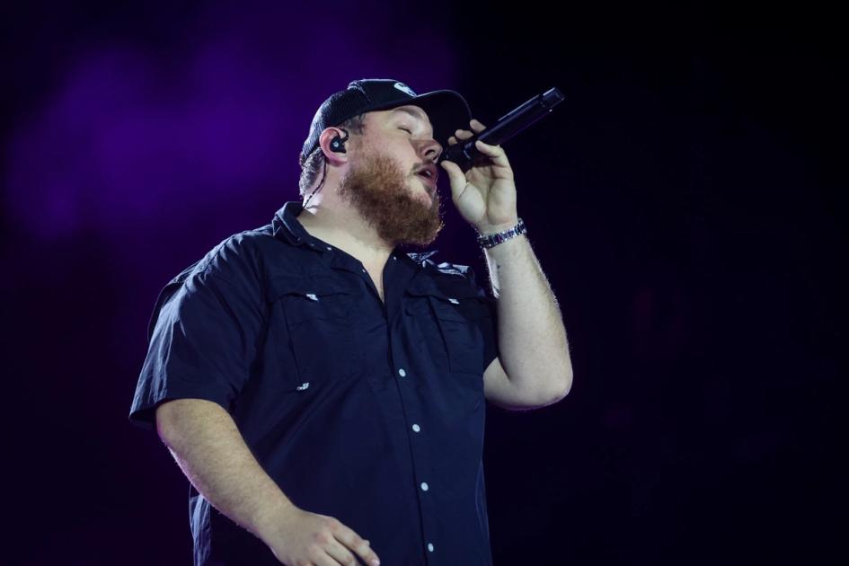 Luke Combs Sings ‘Fast Car’ With Boy Who Beat Cancer in Foxborough