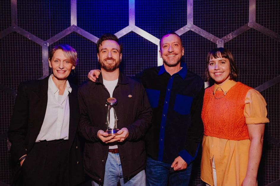 Holler's Ross Jones Wins the 2023 CMA Wesley Rose International Media ...